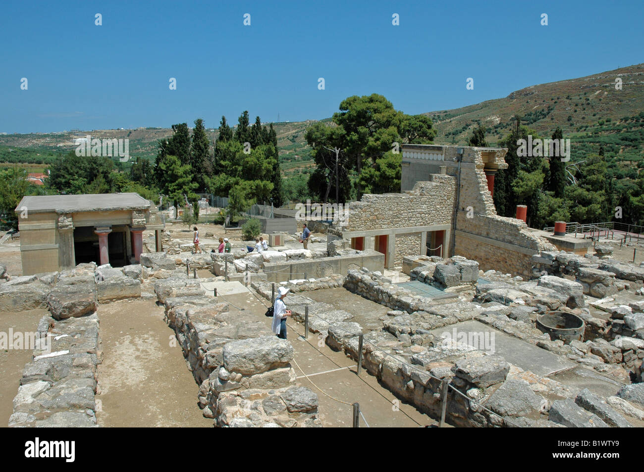 Landscape view of Knossos Crete Greece Stock Photo - Alamy