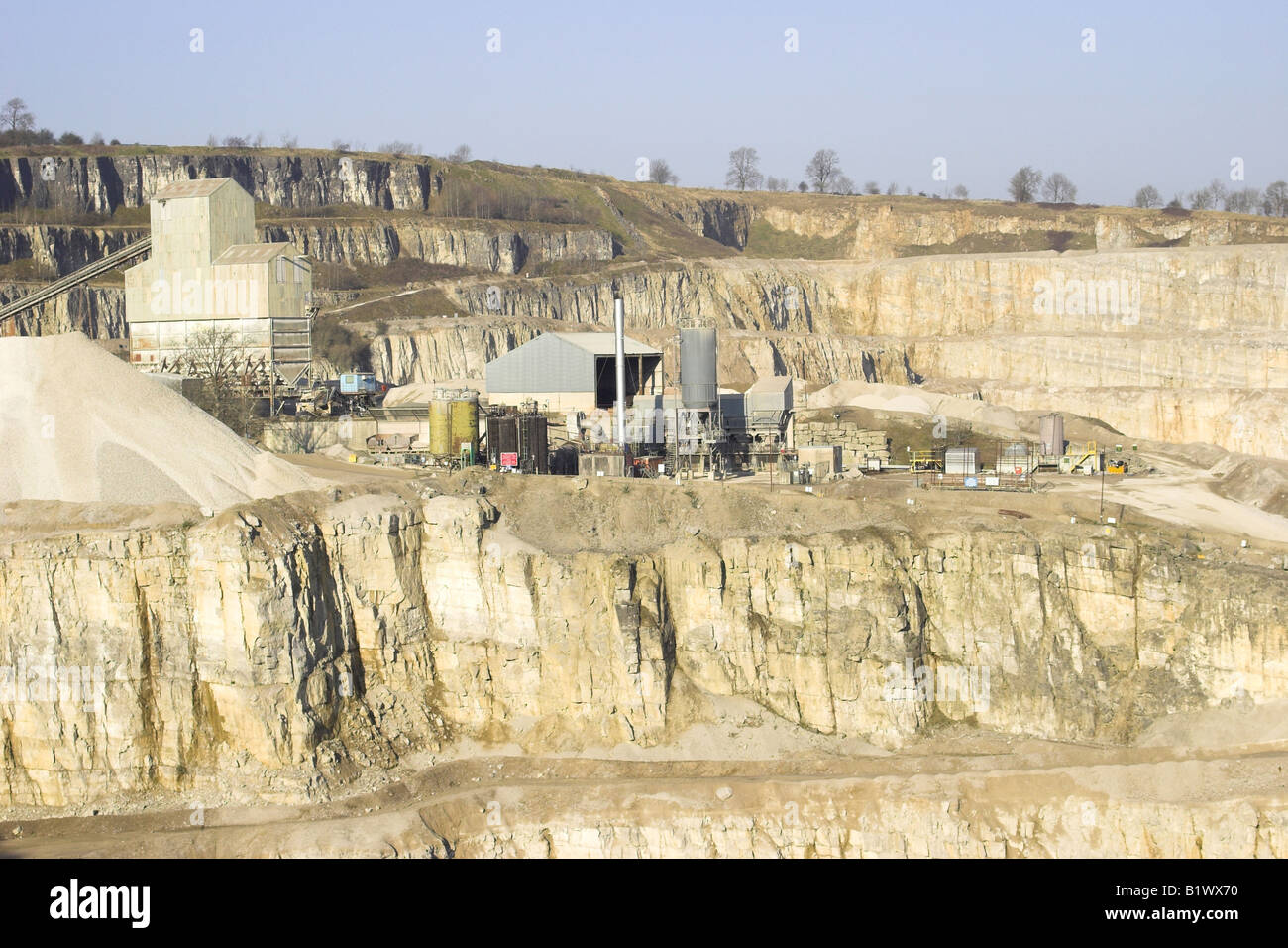 Quarrying hi-res stock photography and images - Alamy