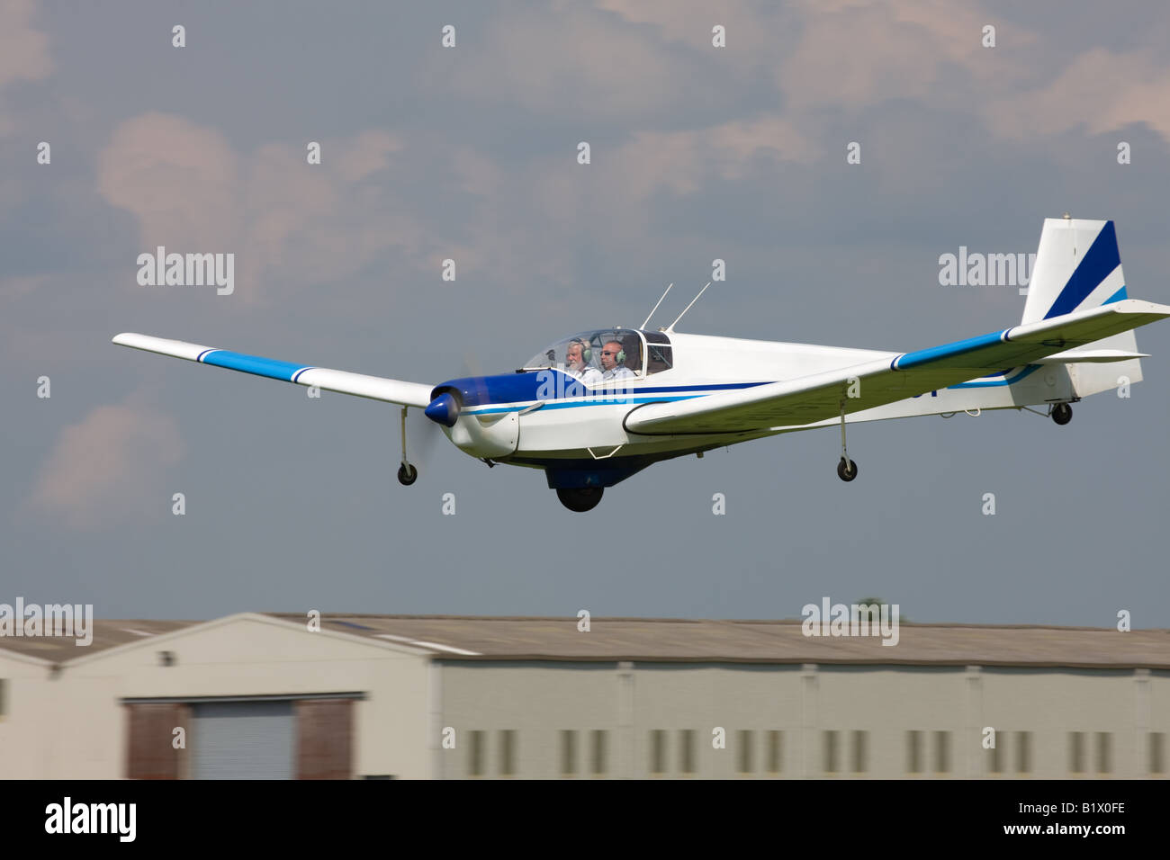 Slingsby T61F Mk2 Venture G-BUGT motor glider taking-off from Breighton ...