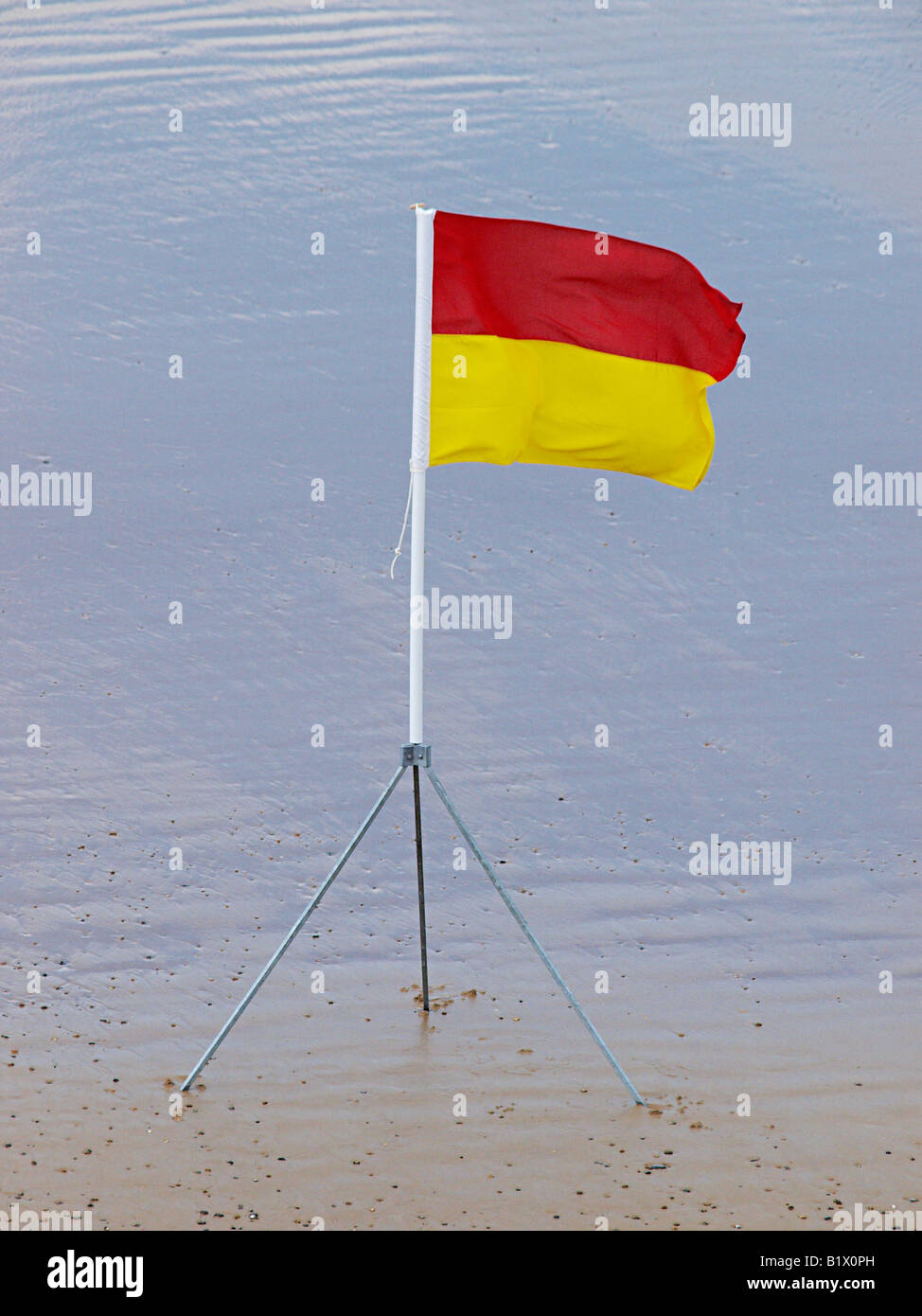 Warn flag hi-res stock photography and images - Alamy
