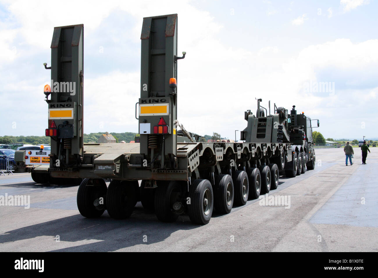 Oshkosh 1070F Heavy Equipment And Tank Transporter Systems, 41% OFF