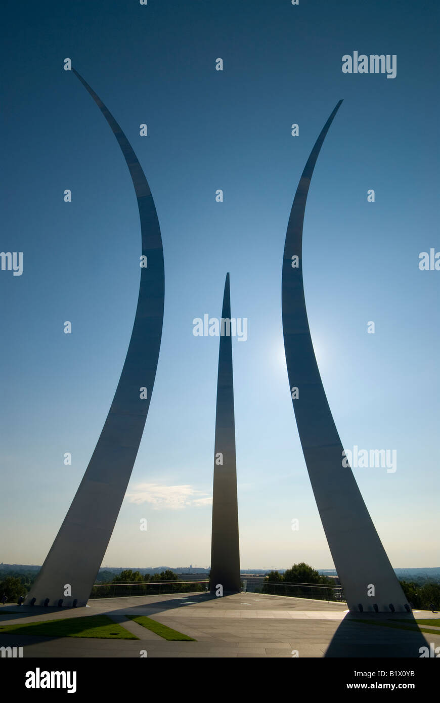 ARLINGTON, Virginia — The United States Air Force Memorial features ...