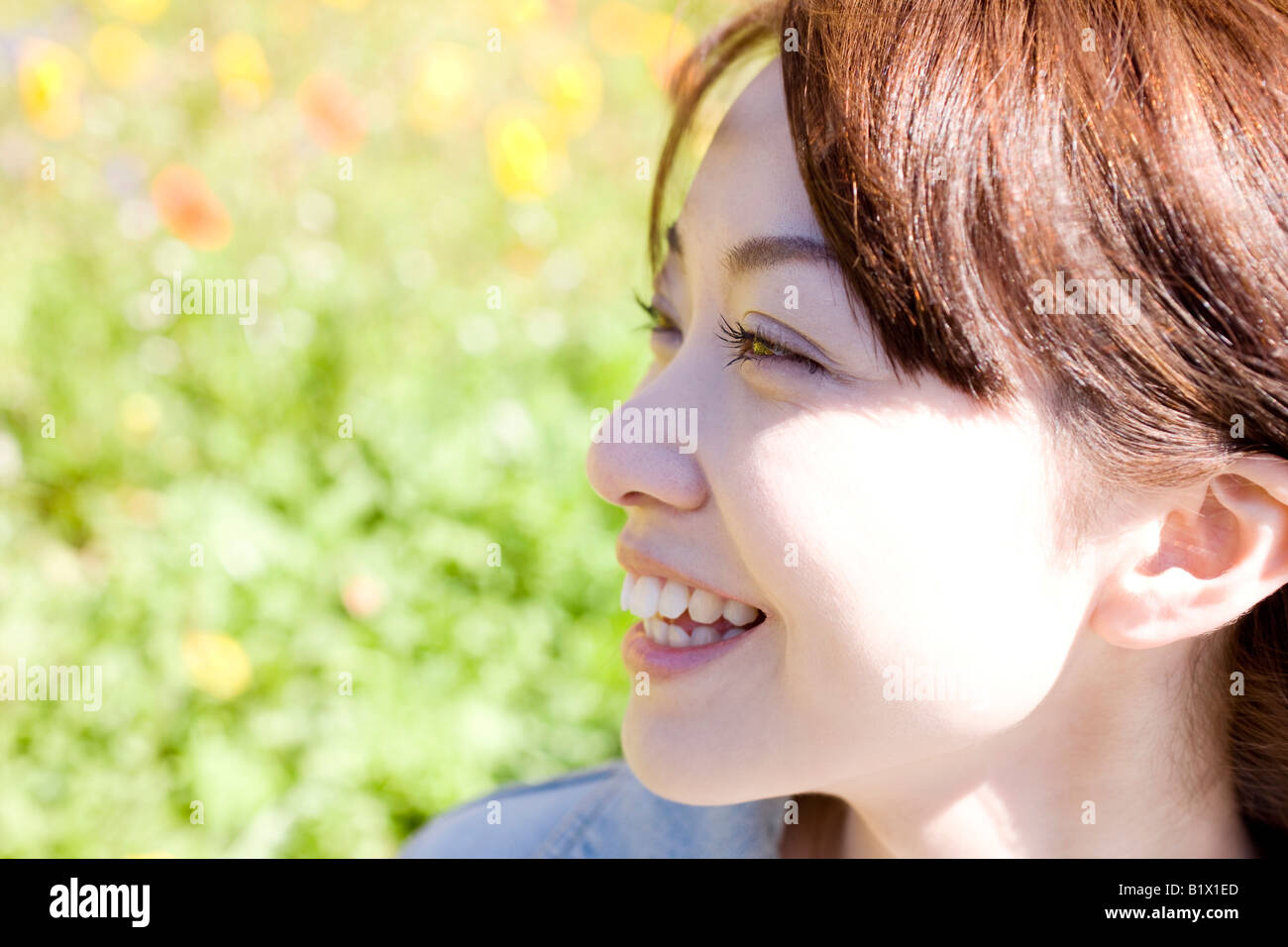 Profile of Japanese young woman Stock Photo - Alamy