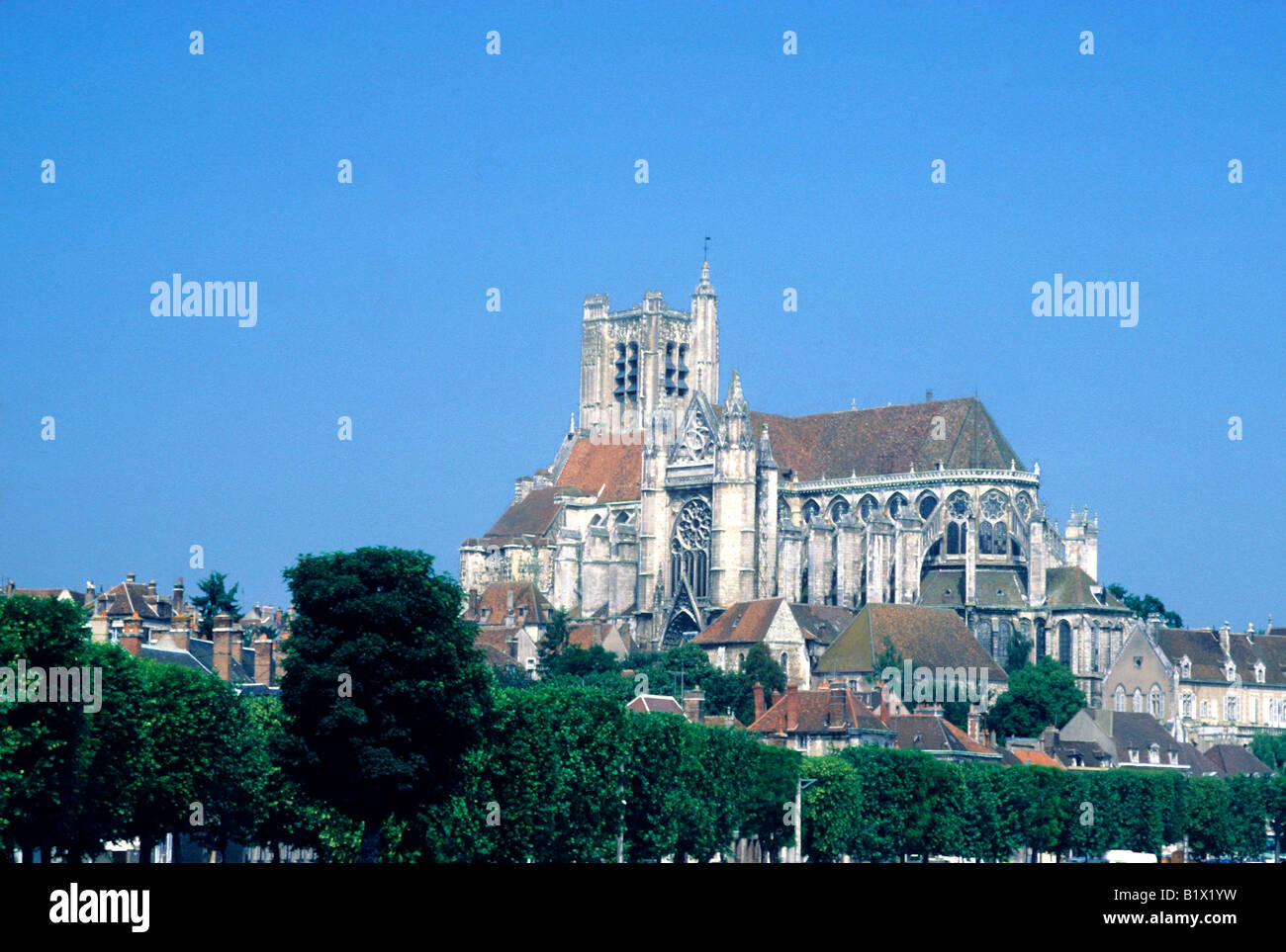 French medieval cathedral hi-res stock photography and images - Alamy