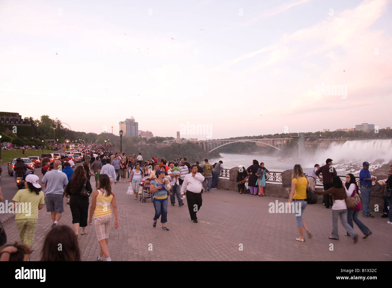Sunset Niagara Falls Stock Photo - Alamy