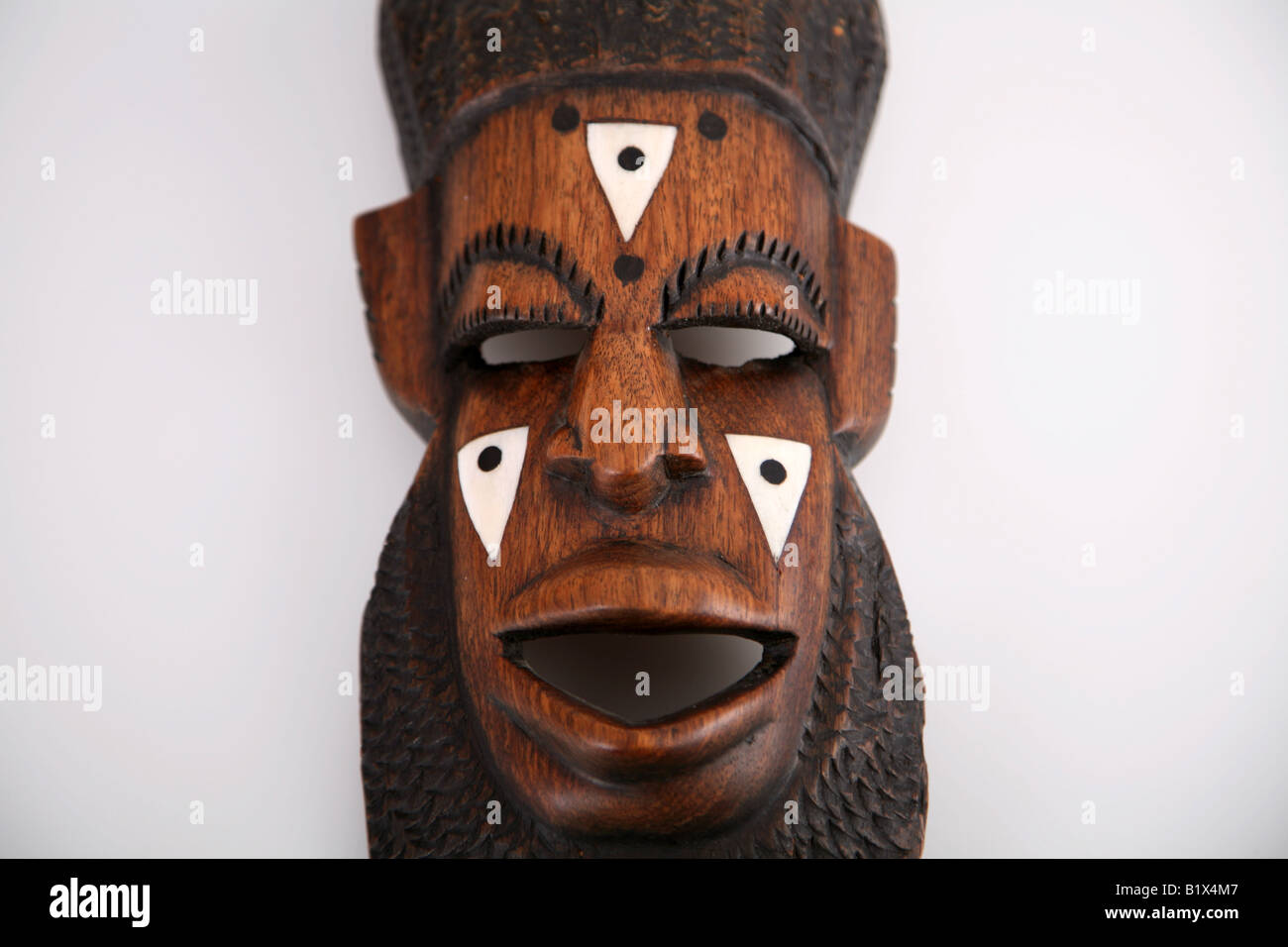 Wooden african tribal mask hi-res stock photography and images - Alamy