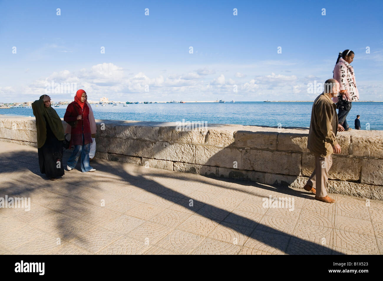 Alexandria, Egypt. Egyptians at the promenade, Eastern Harbour Stock ...