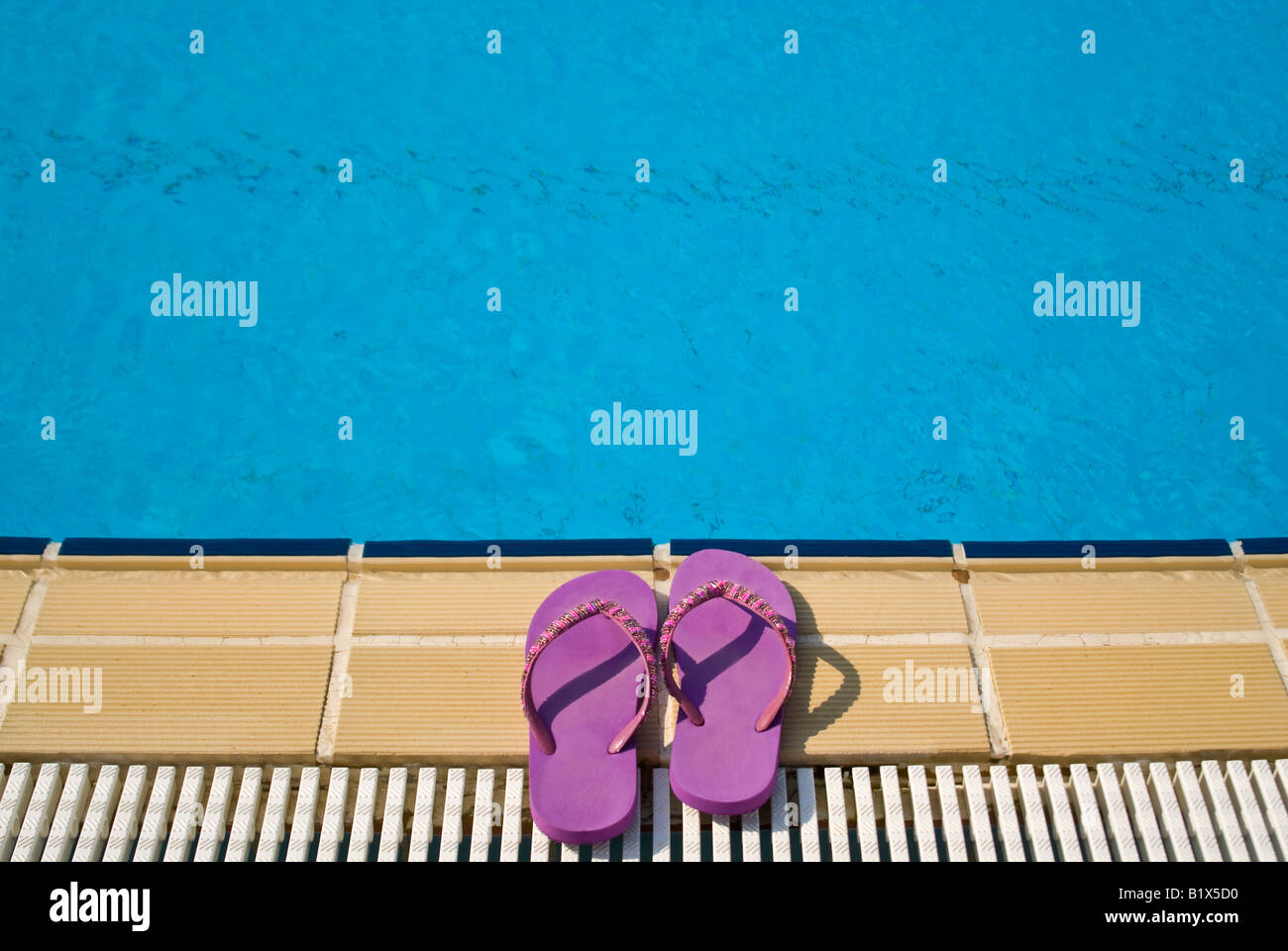 Ladys swimming pool hi-res stock photography and images - Alamy