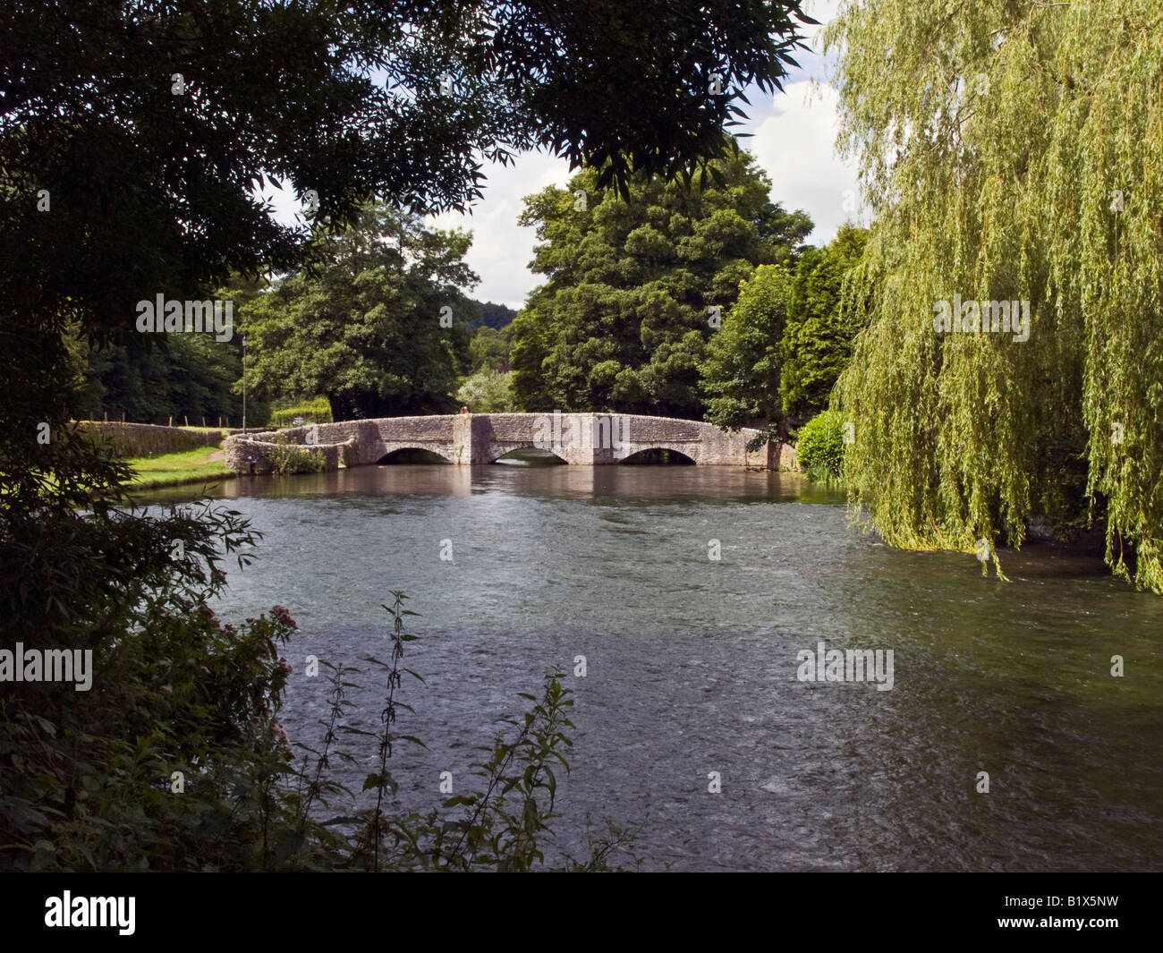 Medieval sheepwash bridge hi-res stock photography and images - Alamy