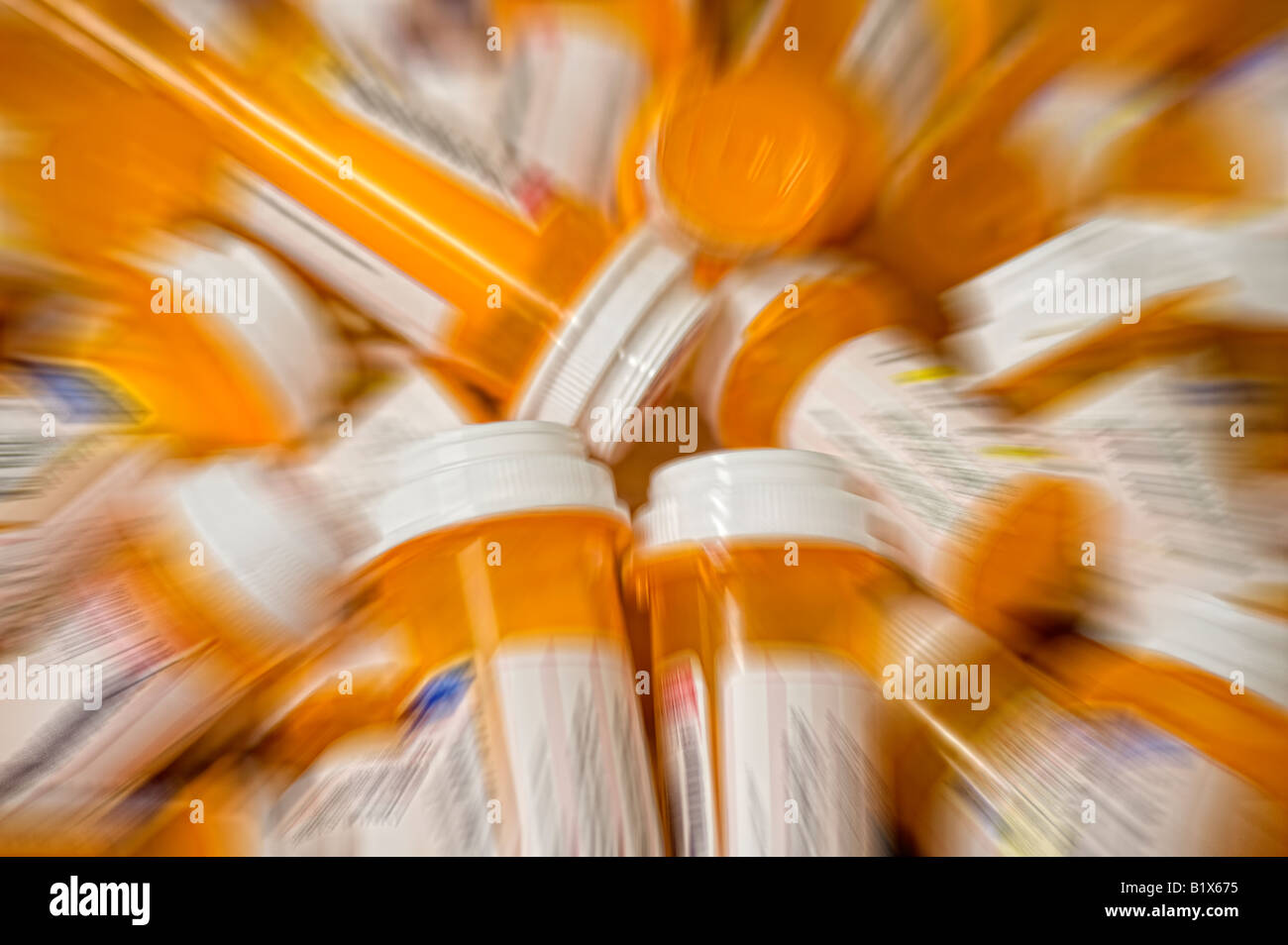 Pill bottles hi-res stock photography and images - Alamy