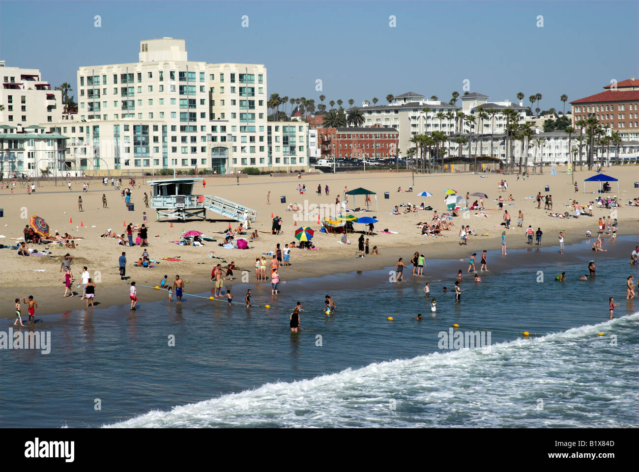 Venice beach sunbathing california hi-res stock photography and images ...