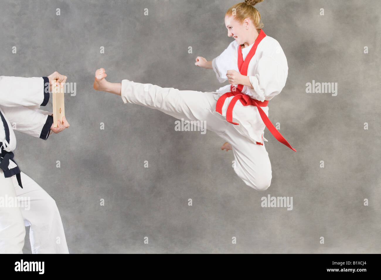 Karate woman barefoot hi-res stock photography and images - Alamy