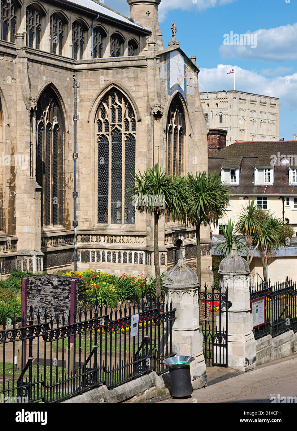 CHURCH OF SAINT ST PETER MANCROFT NORWICH WITH VIEW OF CASTLE BEHIND ...