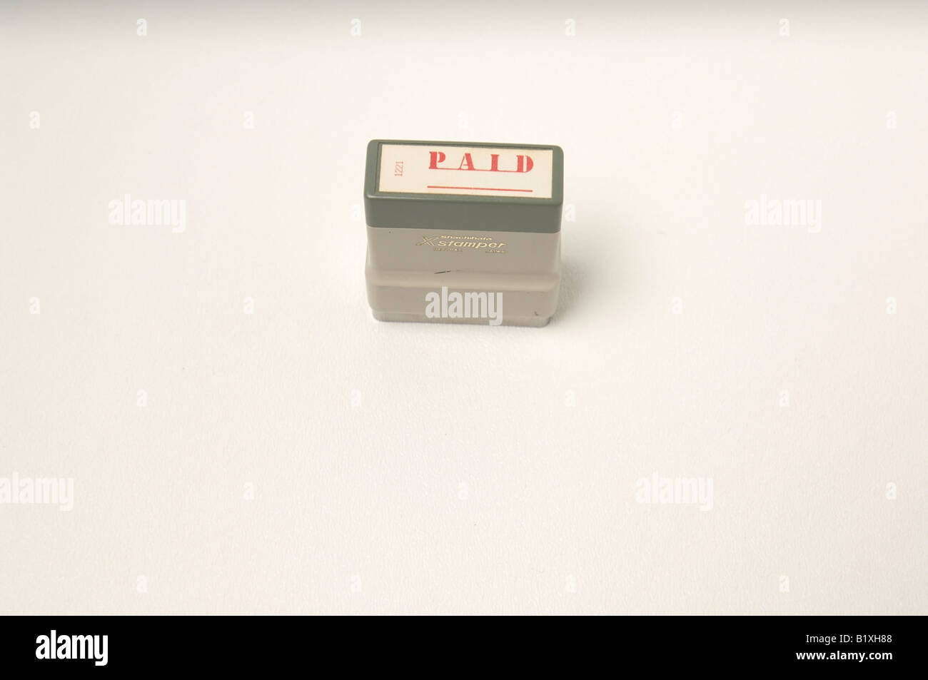 Paid stamp hi-res stock photography and images - Alamy