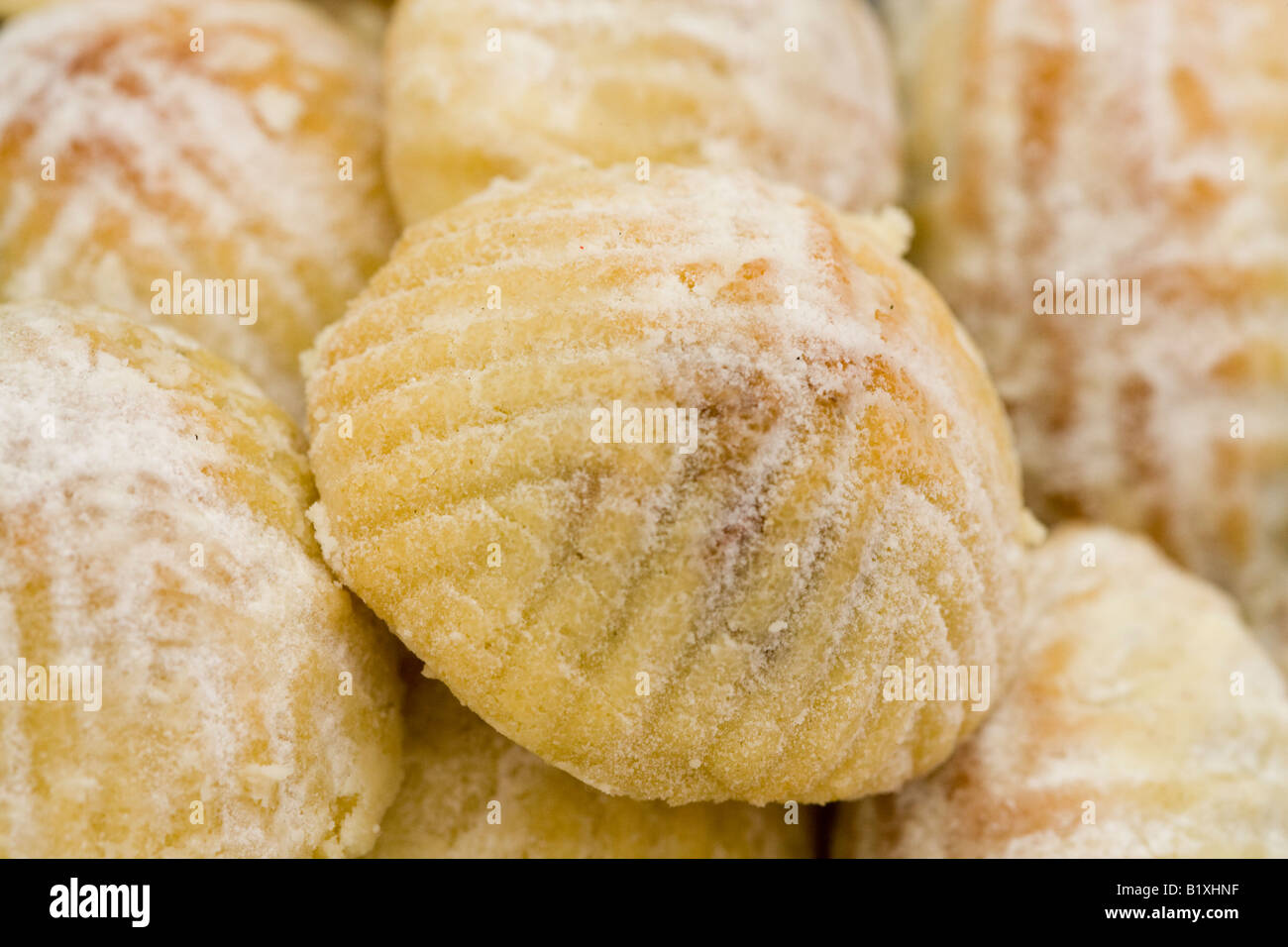 Iranian cake hi-res stock photography and images - Alamy