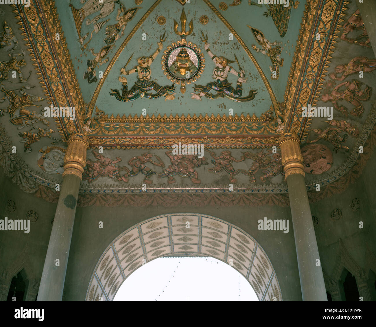 Ceiling under Patuxay Arch Stock Photo - Alamy