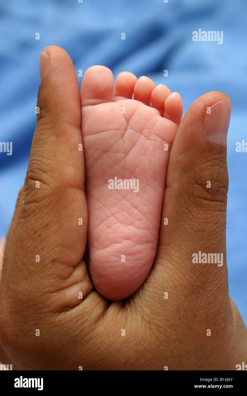 Foot of child Stock Photo - Alamy