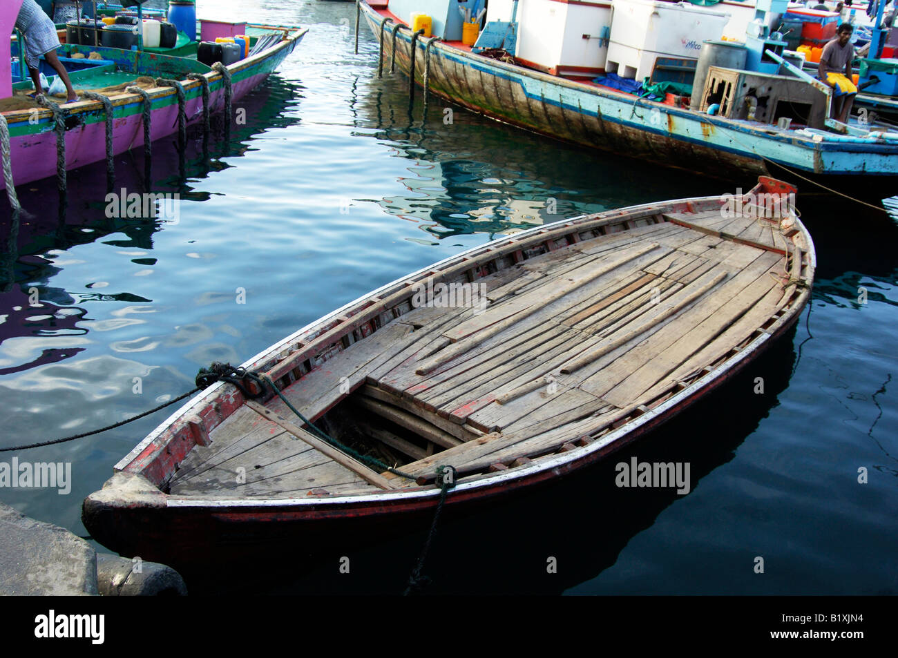 boat Male Maldives fishing boats harbor jetty Stock Photo - Alamy