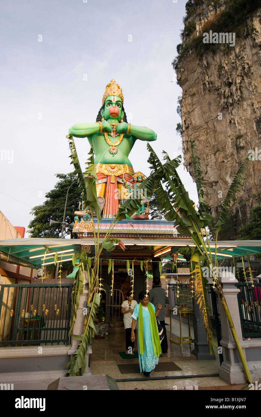 Statue hindu god in small hi-res stock photography and images - Alamy