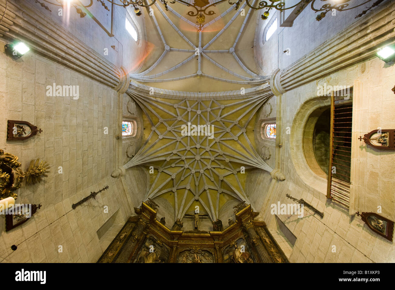 Star vault hi-res stock photography and images - Alamy