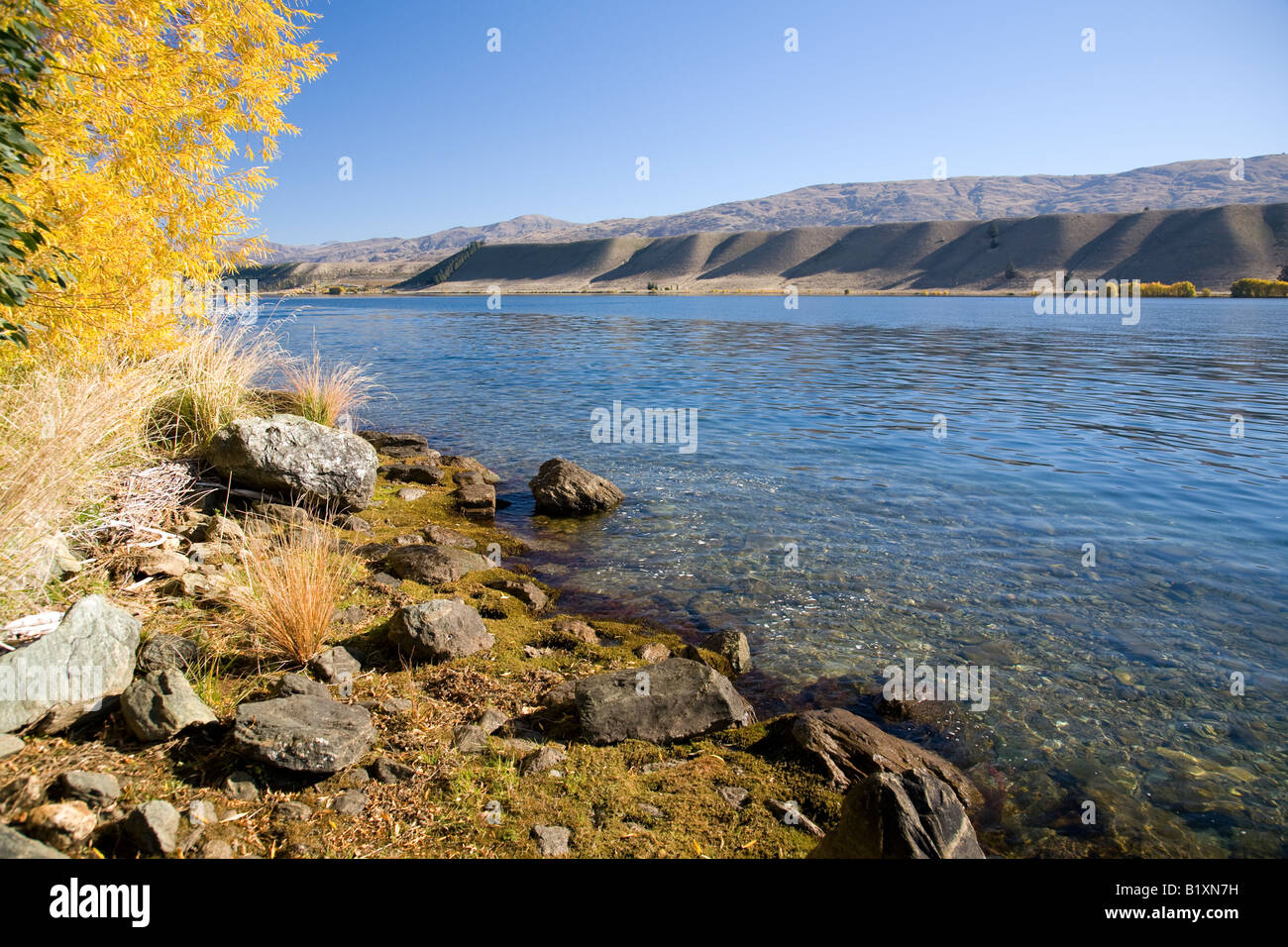 Lake dunstan new zealand hi-res stock photography and images - Alamy