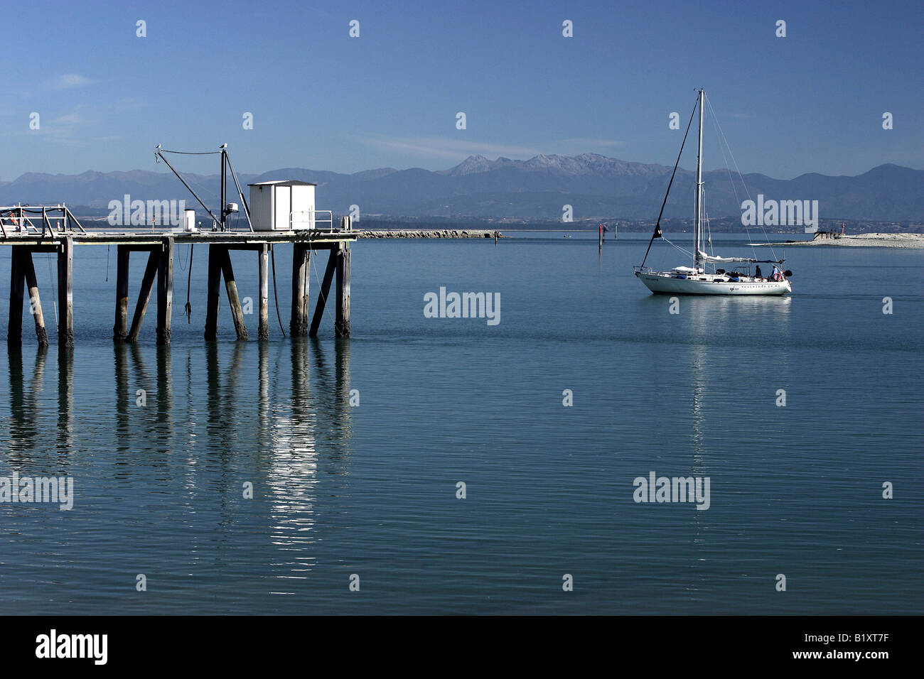 Waterfront scene at Nelson New Zealand Stock Photo - Alamy