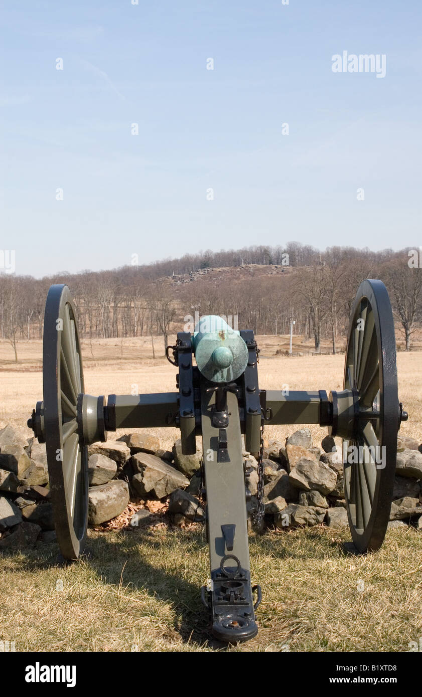 Cannon view of the Gettysburg battle field from the Confederate lines ...