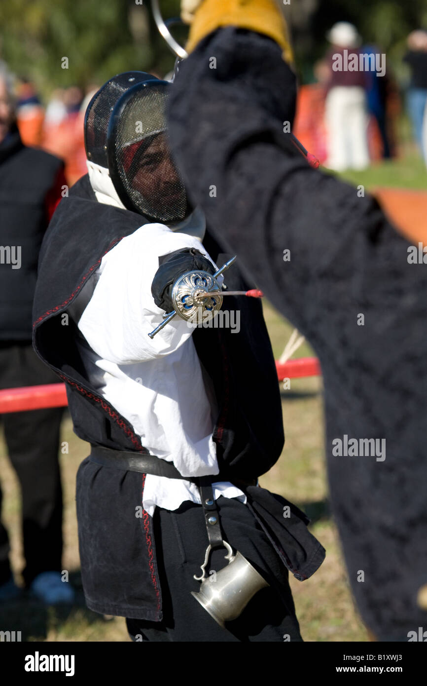Fencing dual hi-res stock photography and images - Alamy