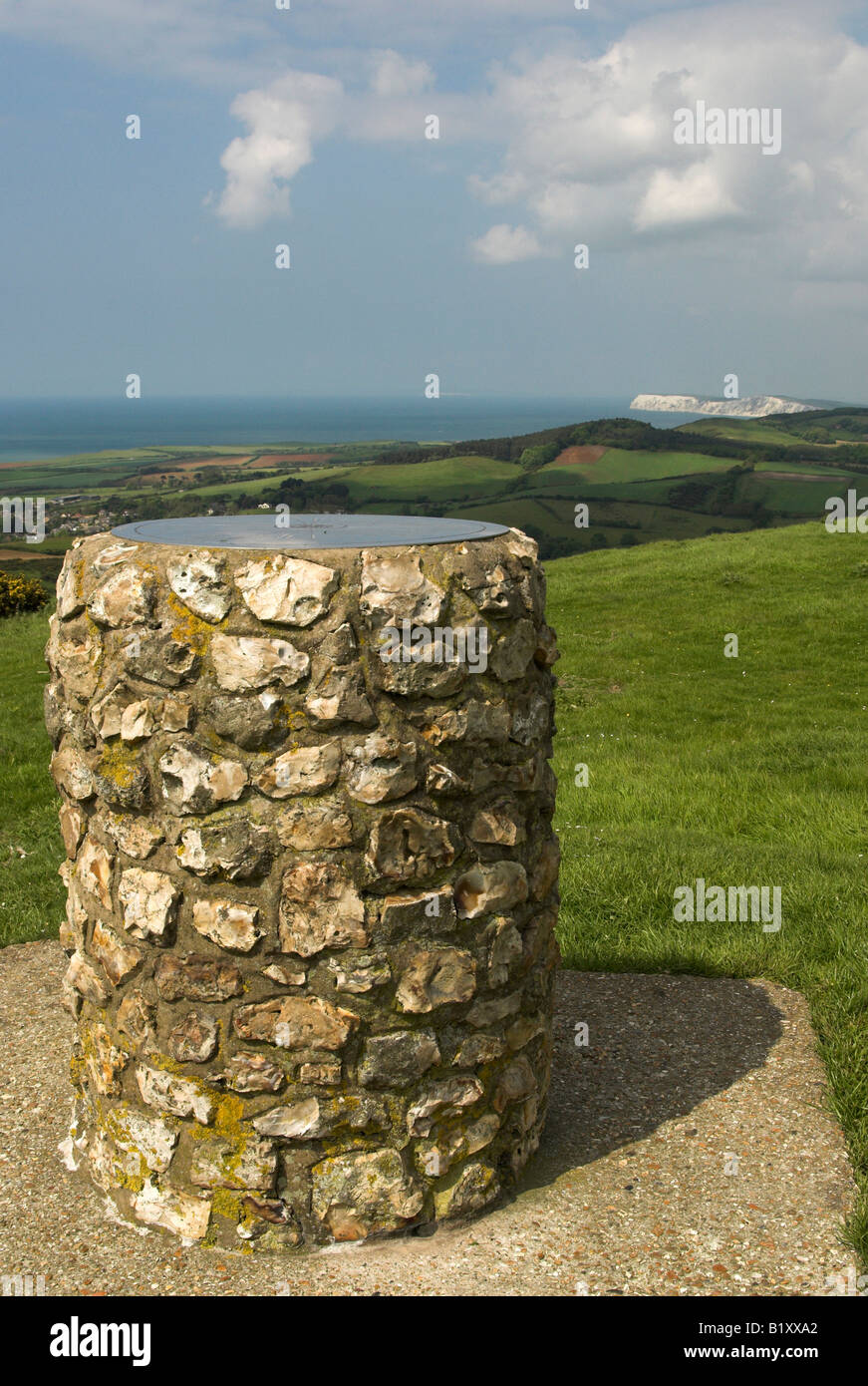 Viewpoint on Limerstone Down looking west to Compton Down - Isle of ...