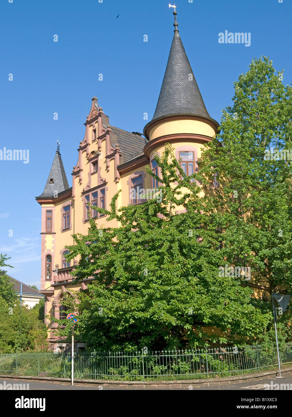 Jugend style hi-res stock photography and images - Alamy