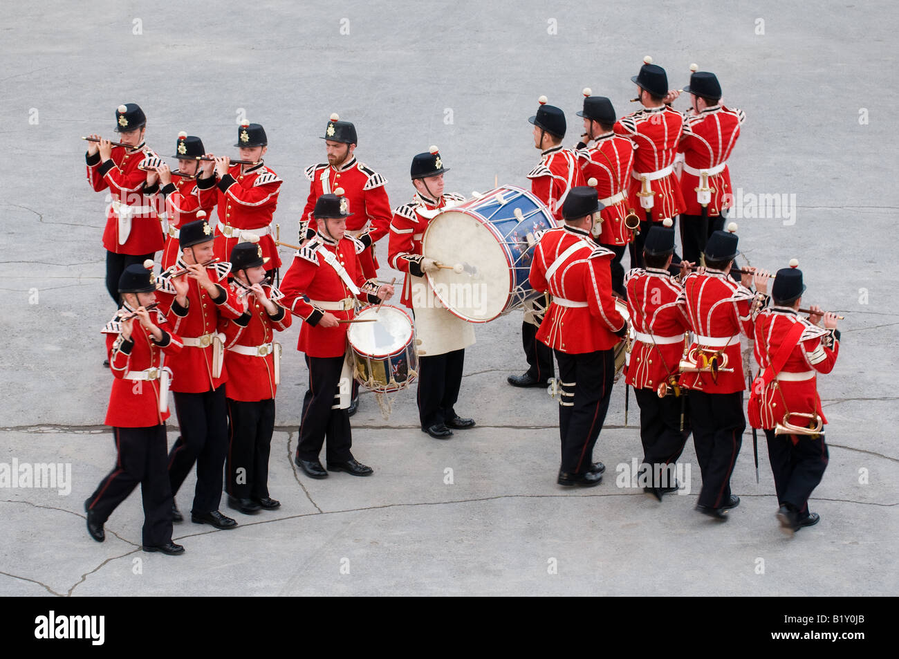 Marching band formation hi-res stock photography and images - Alamy