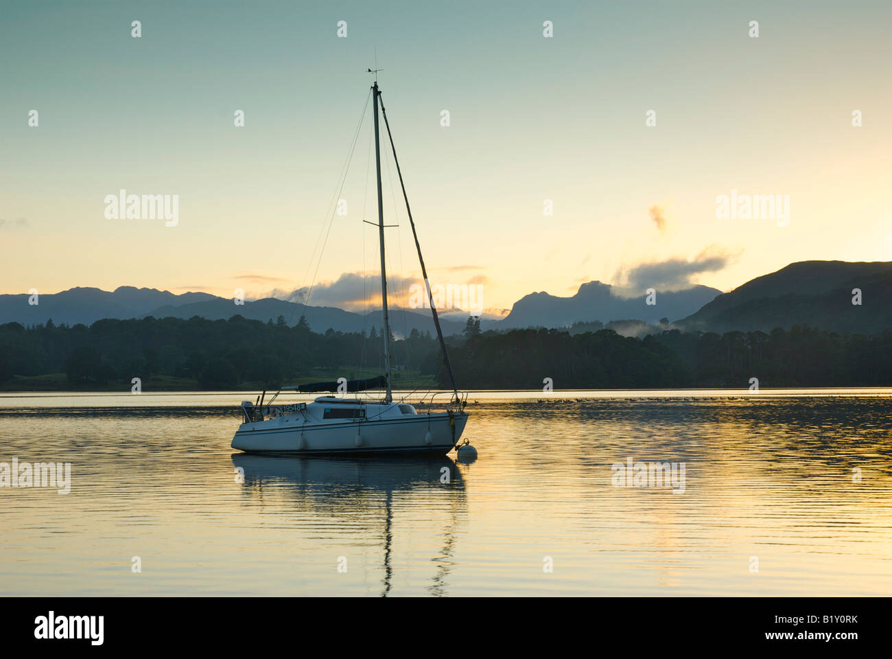 Lake windermere sunset boat hi-res stock photography and images - Alamy