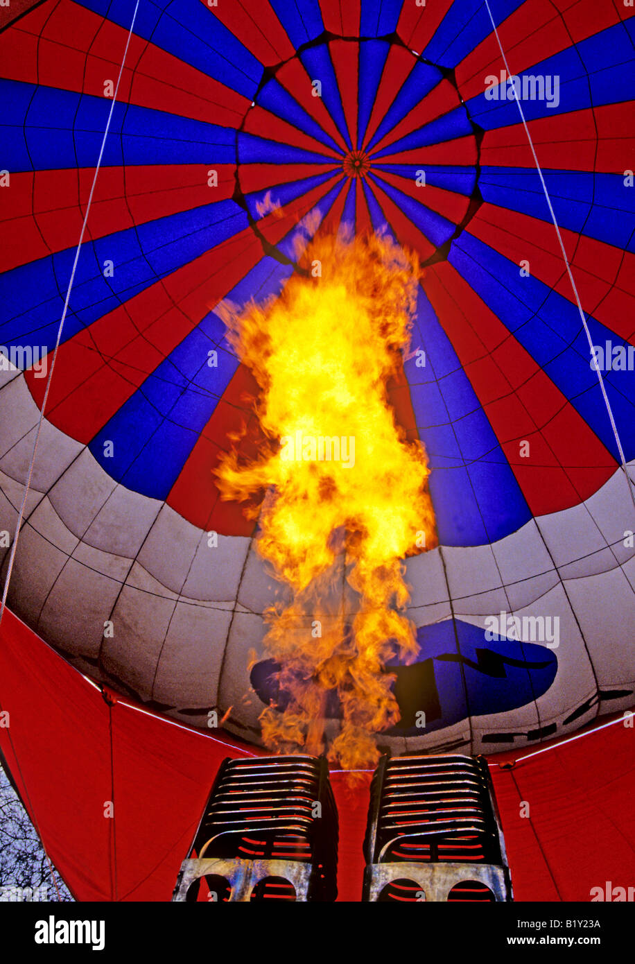 0832 Hot air balloon England Stock Photo - Alamy