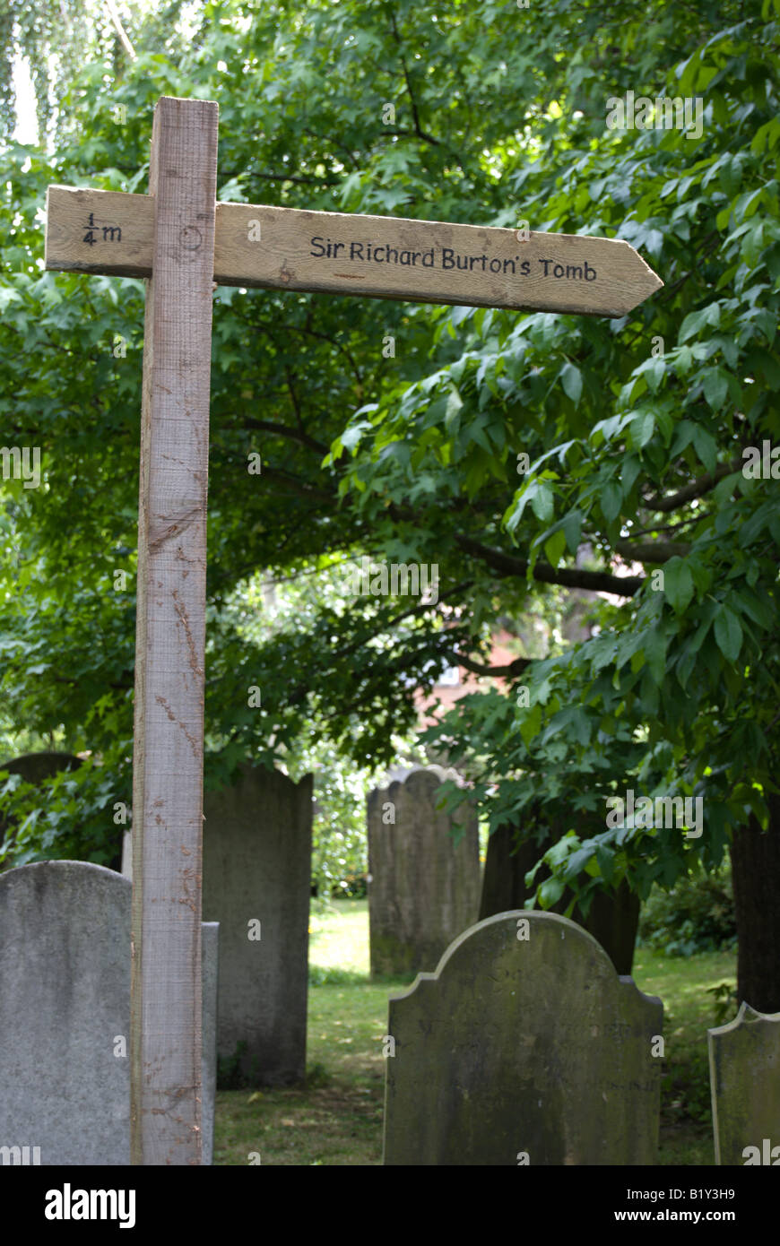 Richard Burton Grave