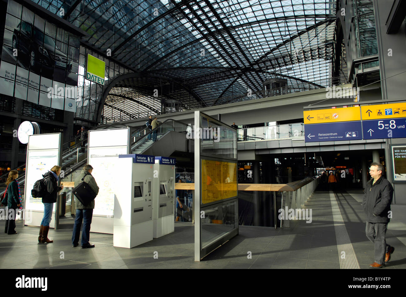 berlin hauptbahnhof central main station germany deutschland ...