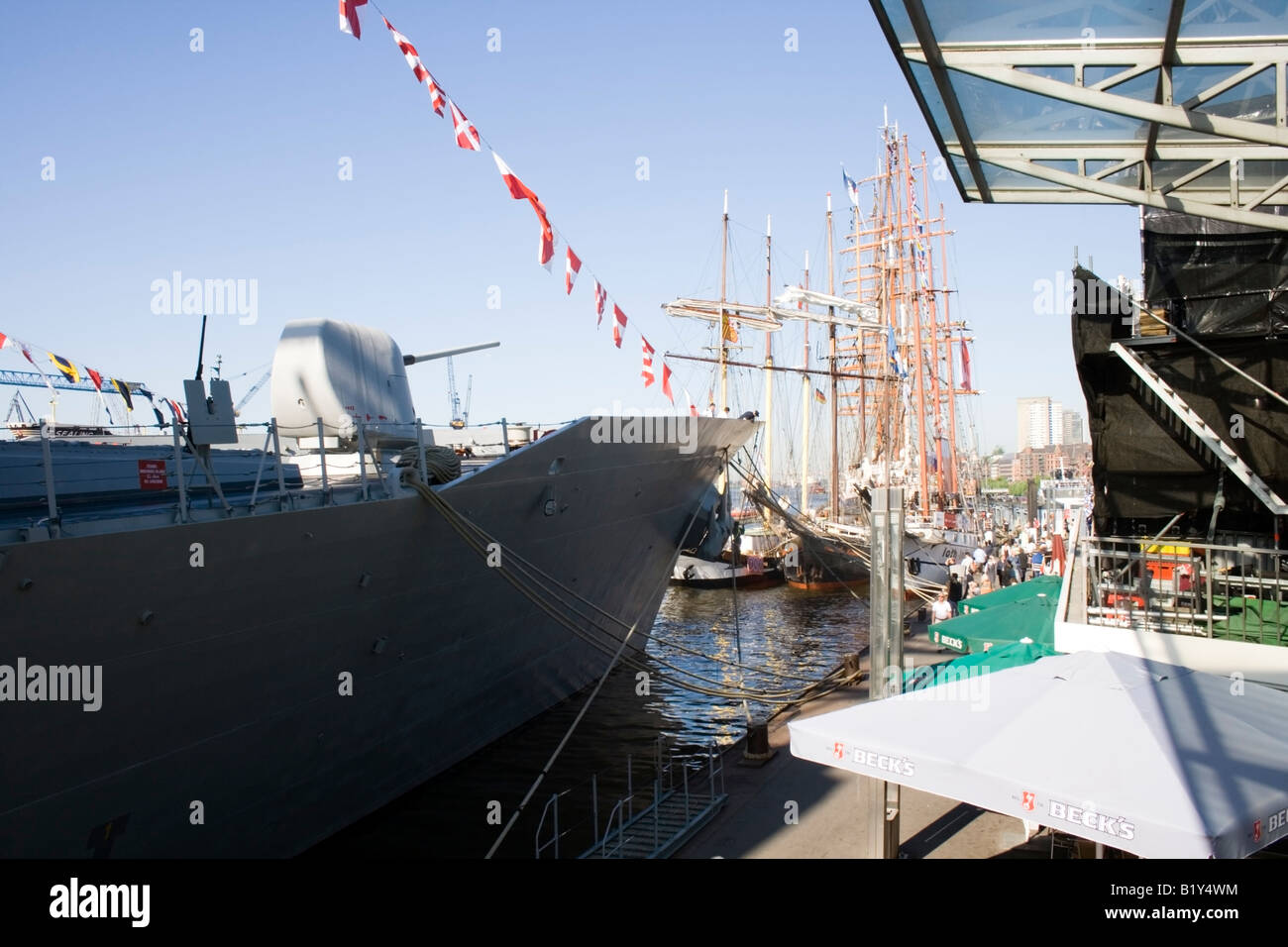 Bow Cannon on a Frigate Stock Photo - Alamy
