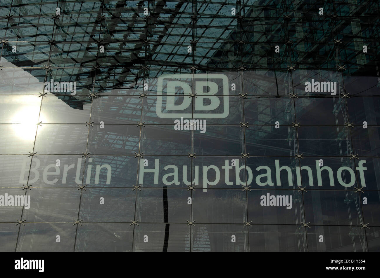 berlin hauptbahnhof central main station germany deutschland ...