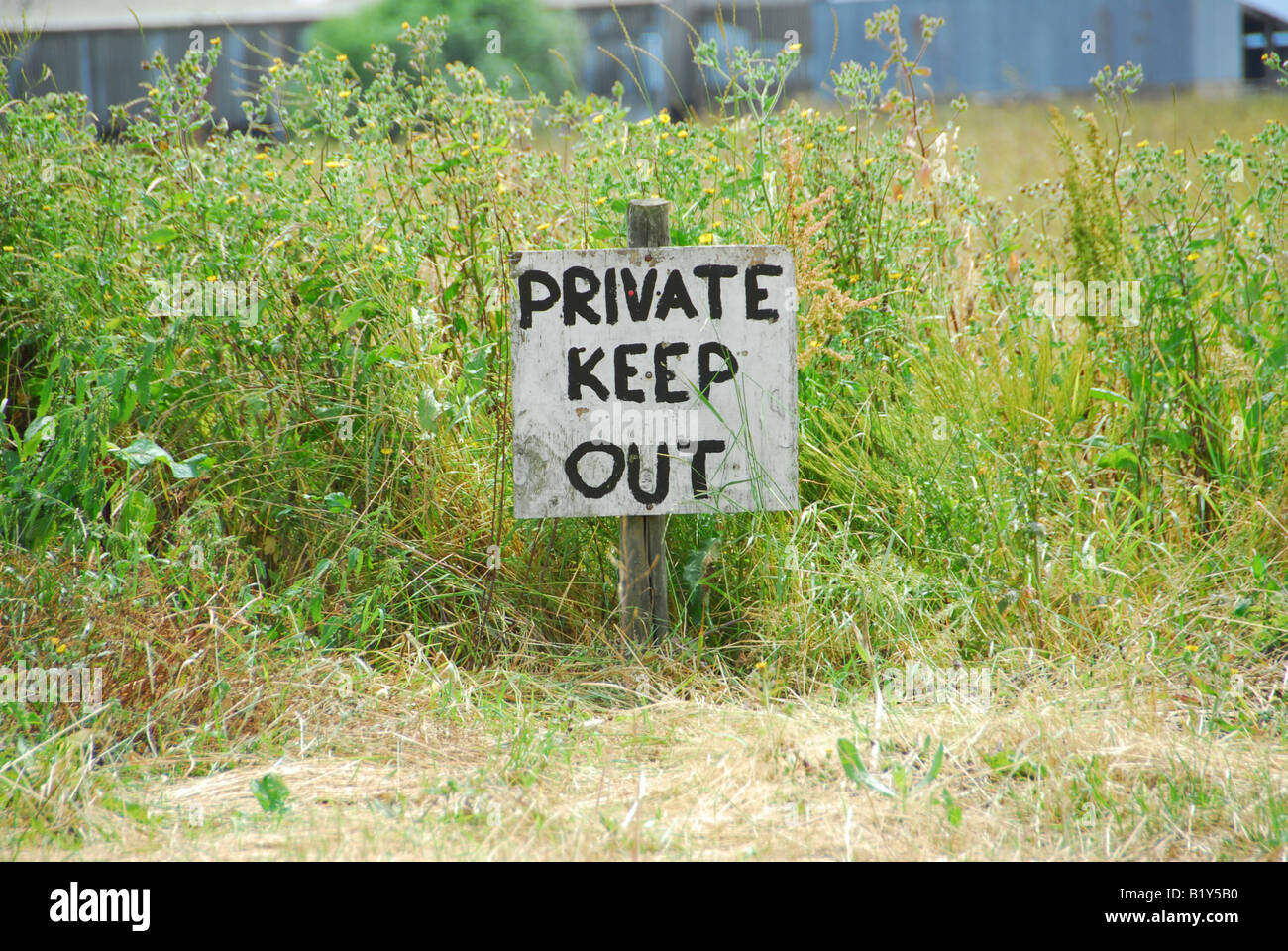 keep out sign Stock Photo - Alamy