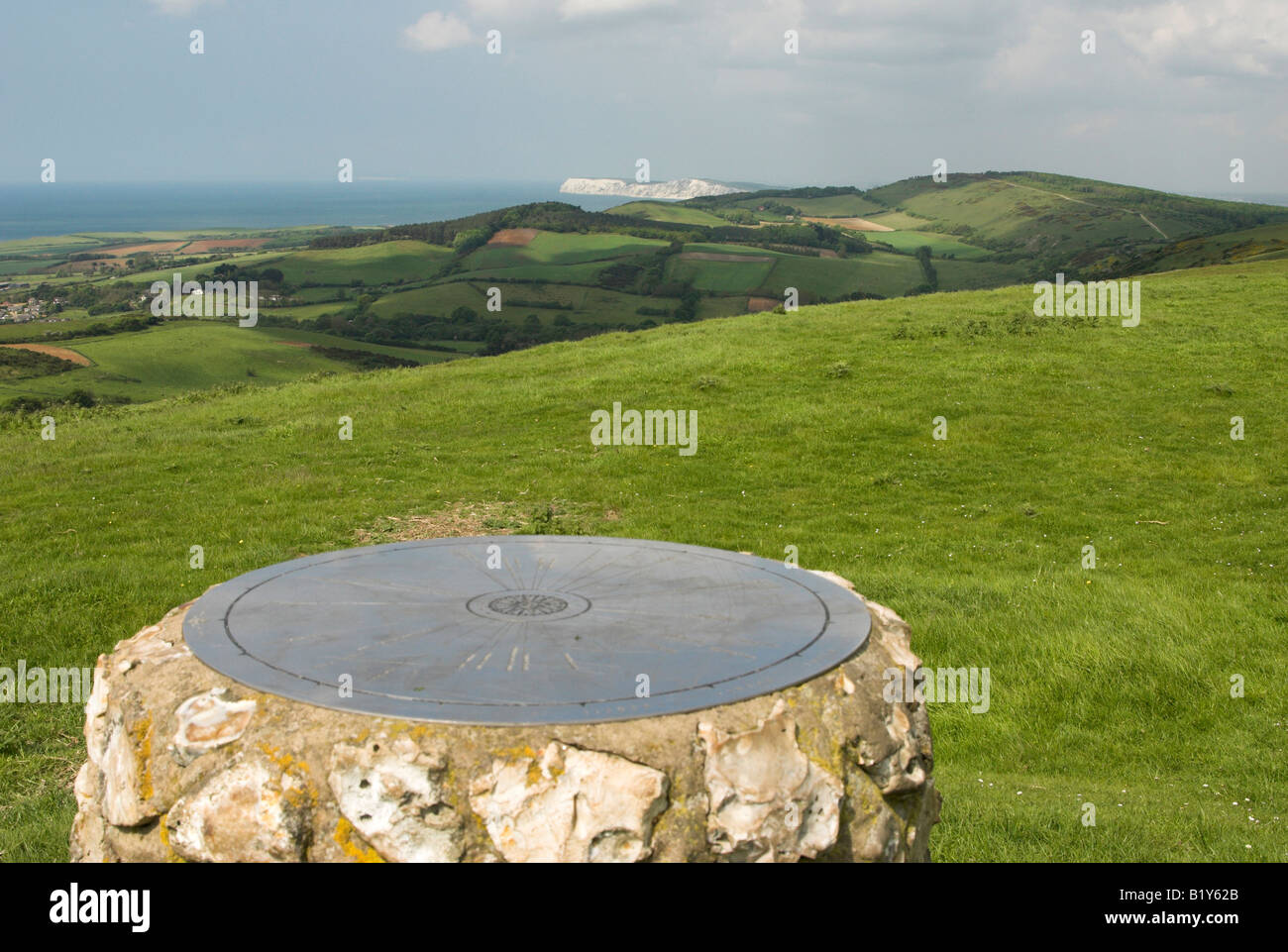 Viewpoint on Limerstone Down looking west to Compton Down - Isle of ...