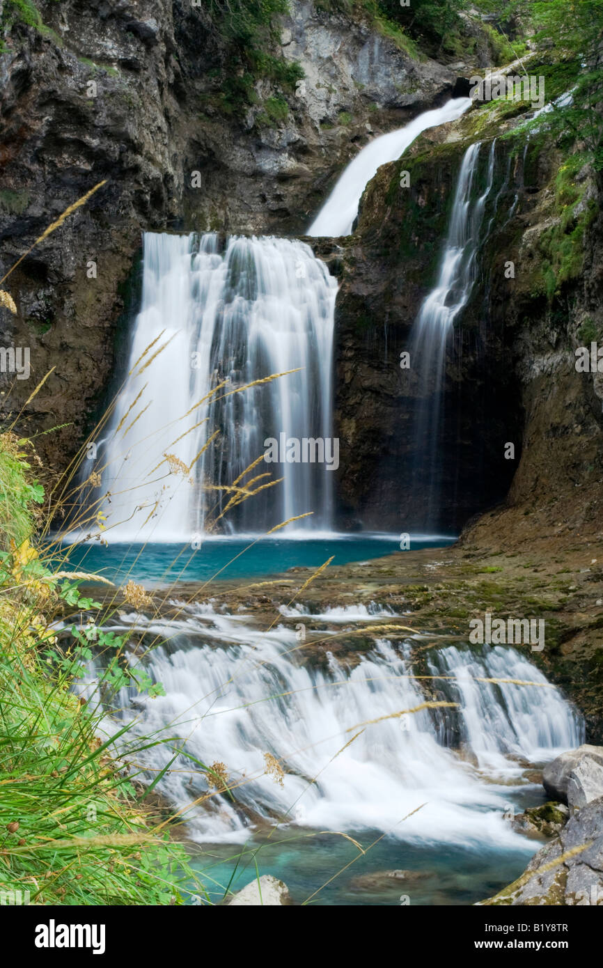 Arazas river waterfall, Ordesa NP, spanish pyrenees Stock Photo - Alamy