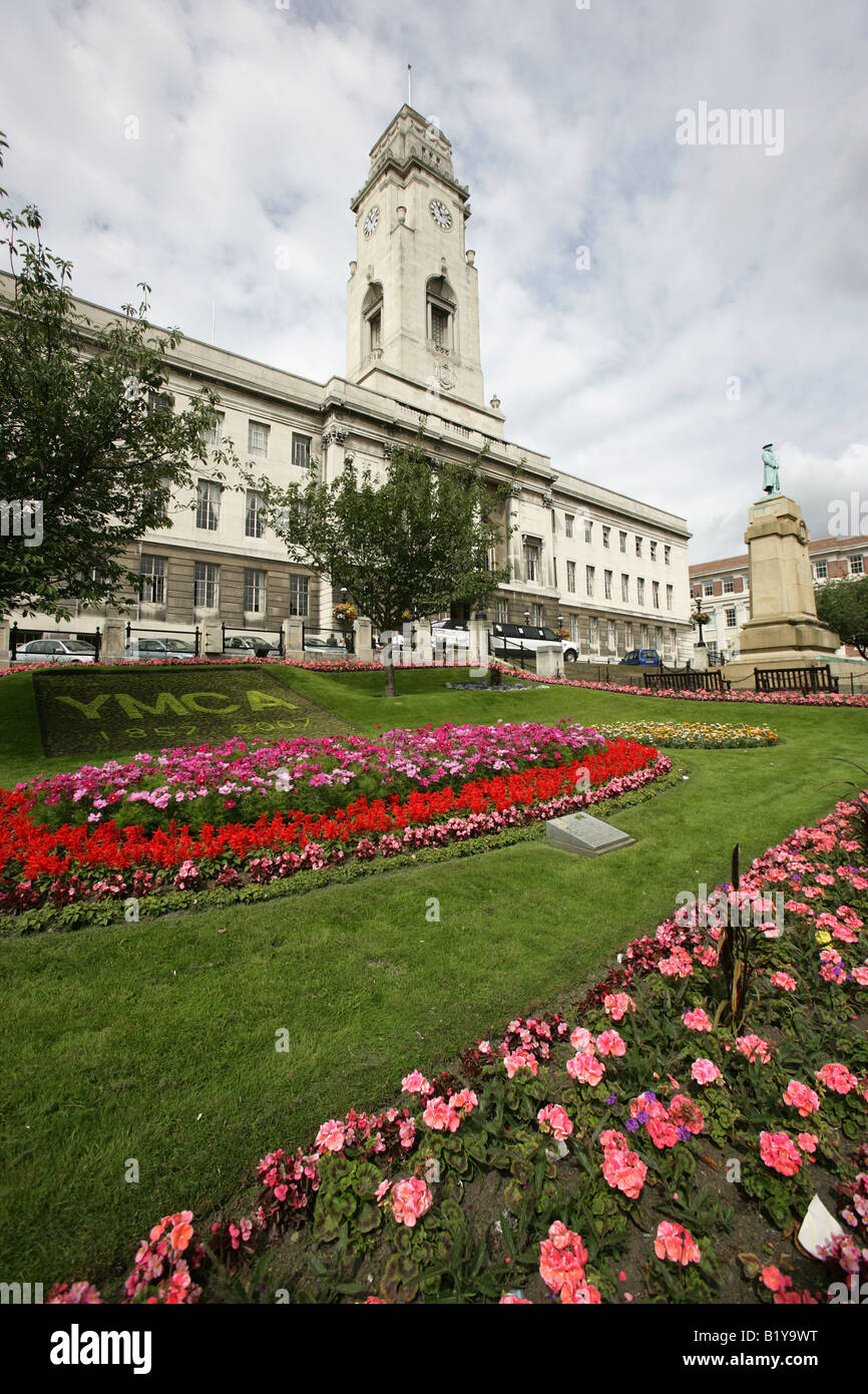 Town of Barnsley, England. View of Barnsley Town Hall which is the ...