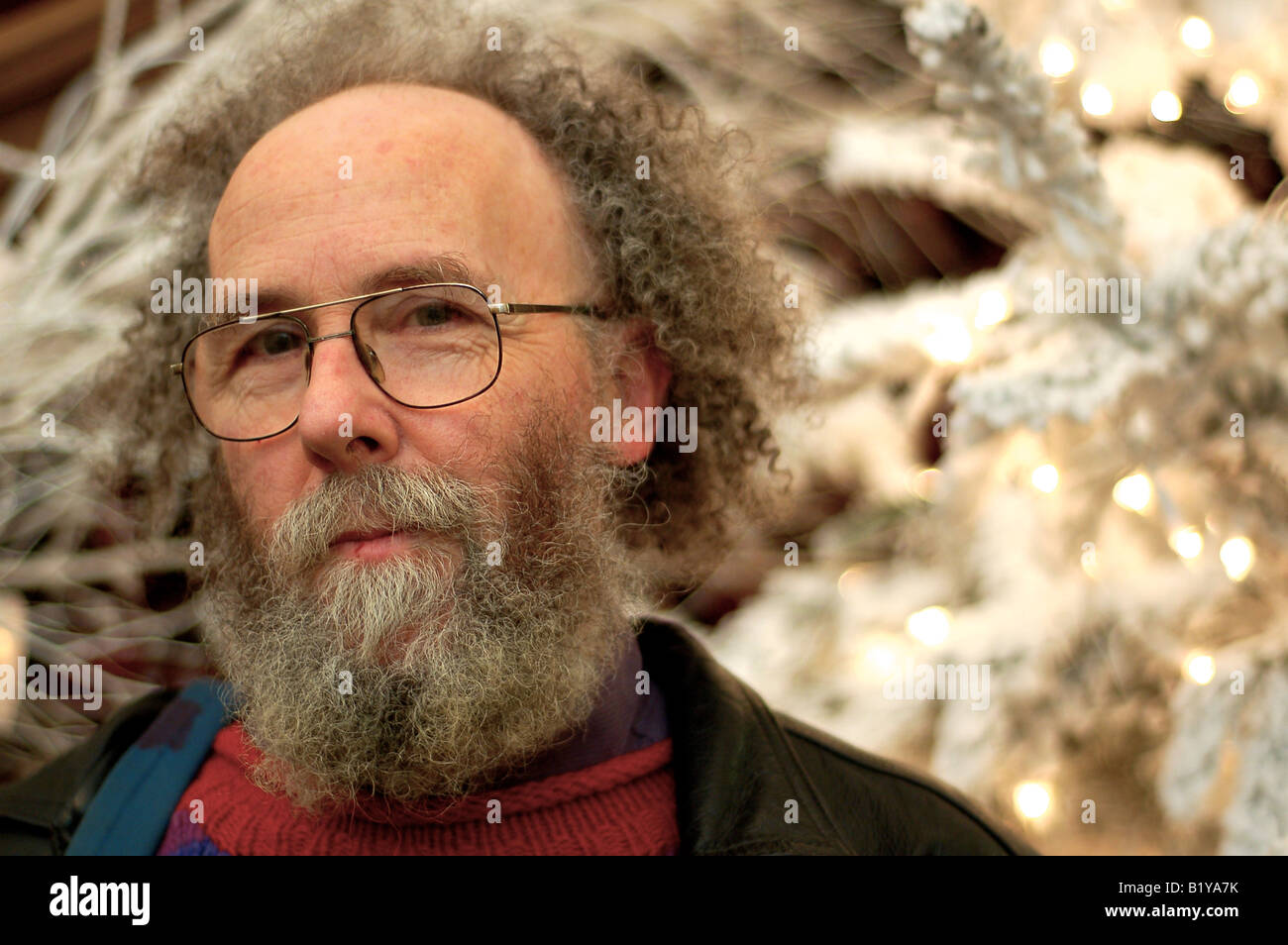 Toy maker hi-res stock photography and images - Alamy