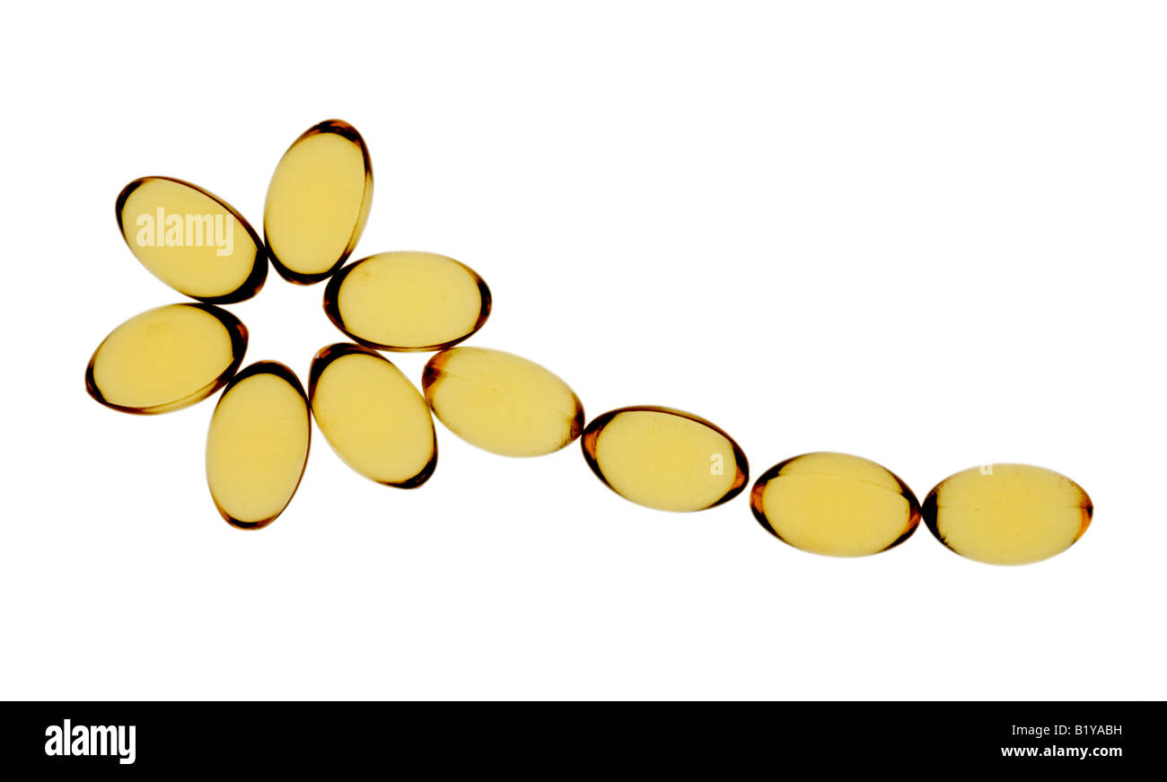 omega oil, omega 3 capsules aranged in shape of a flower Stock Photo ...