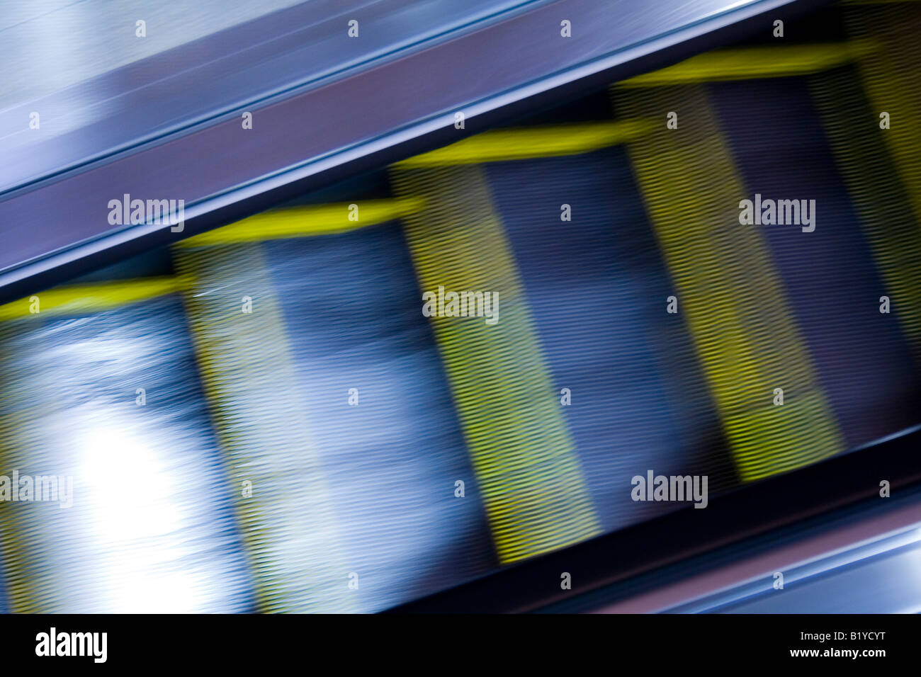 escalator detail close up Stock Photo - Alamy