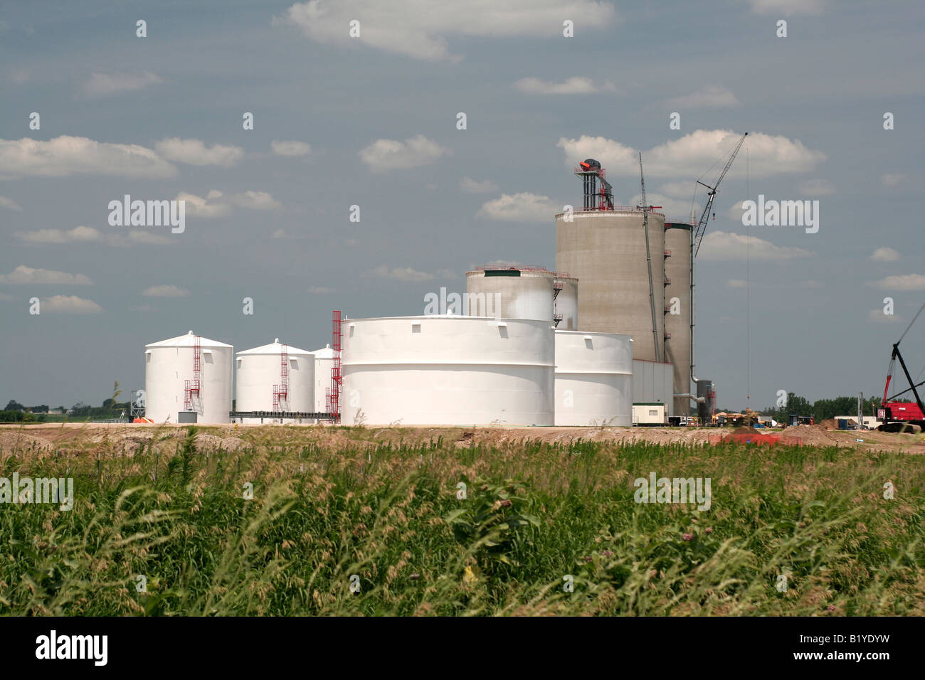 Distill hi-res stock photography and images - Alamy