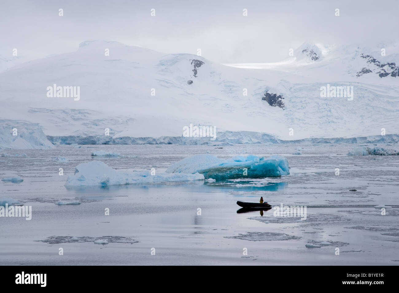 Zodiac boat excursion ice flow hi-res stock photography and images - Alamy