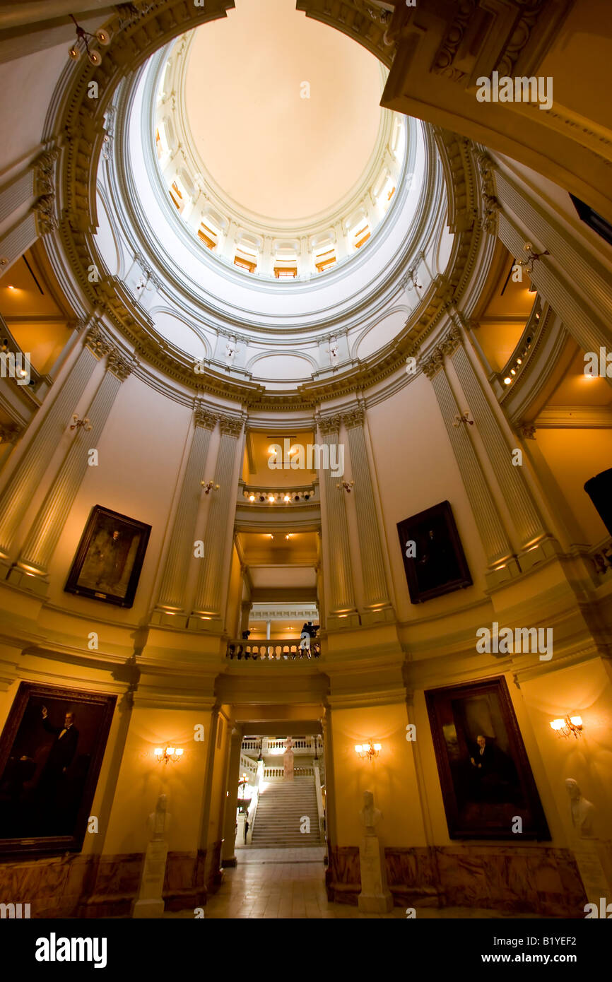 State capitol building photos hi-res stock photography and images - Alamy