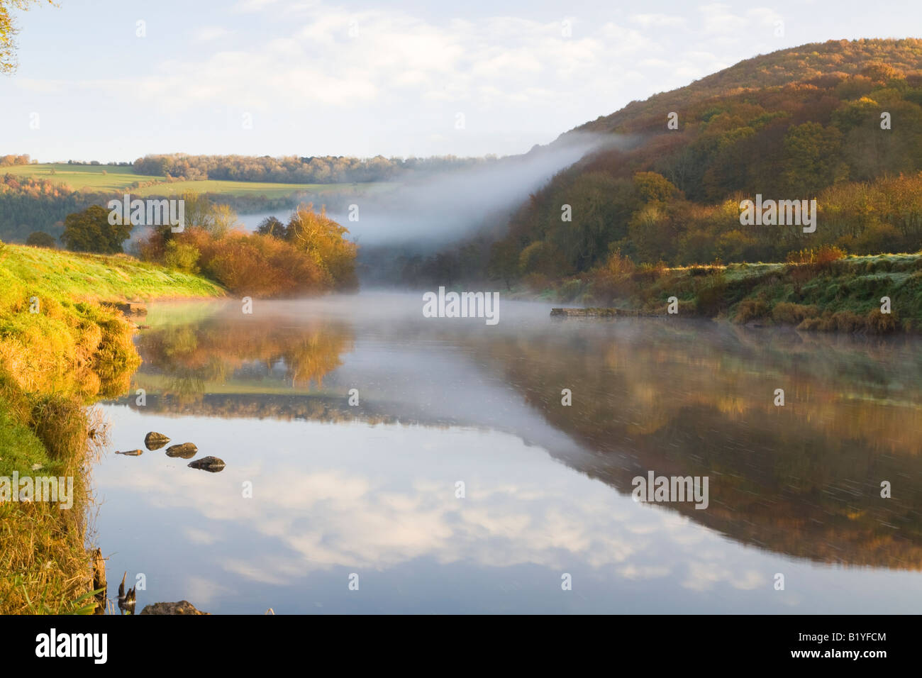 River wye near tintern abbey hi-res stock photography and images - Alamy