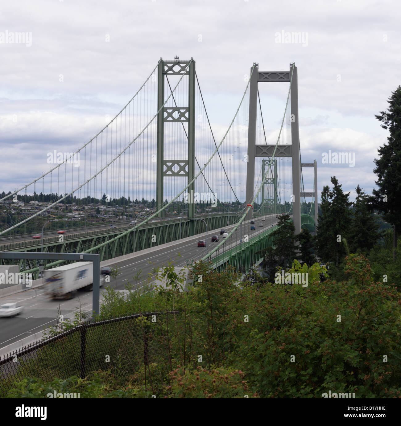 The Tacoma Narrows Bridge connects the Kitsap Peninsula and Tacoma ...