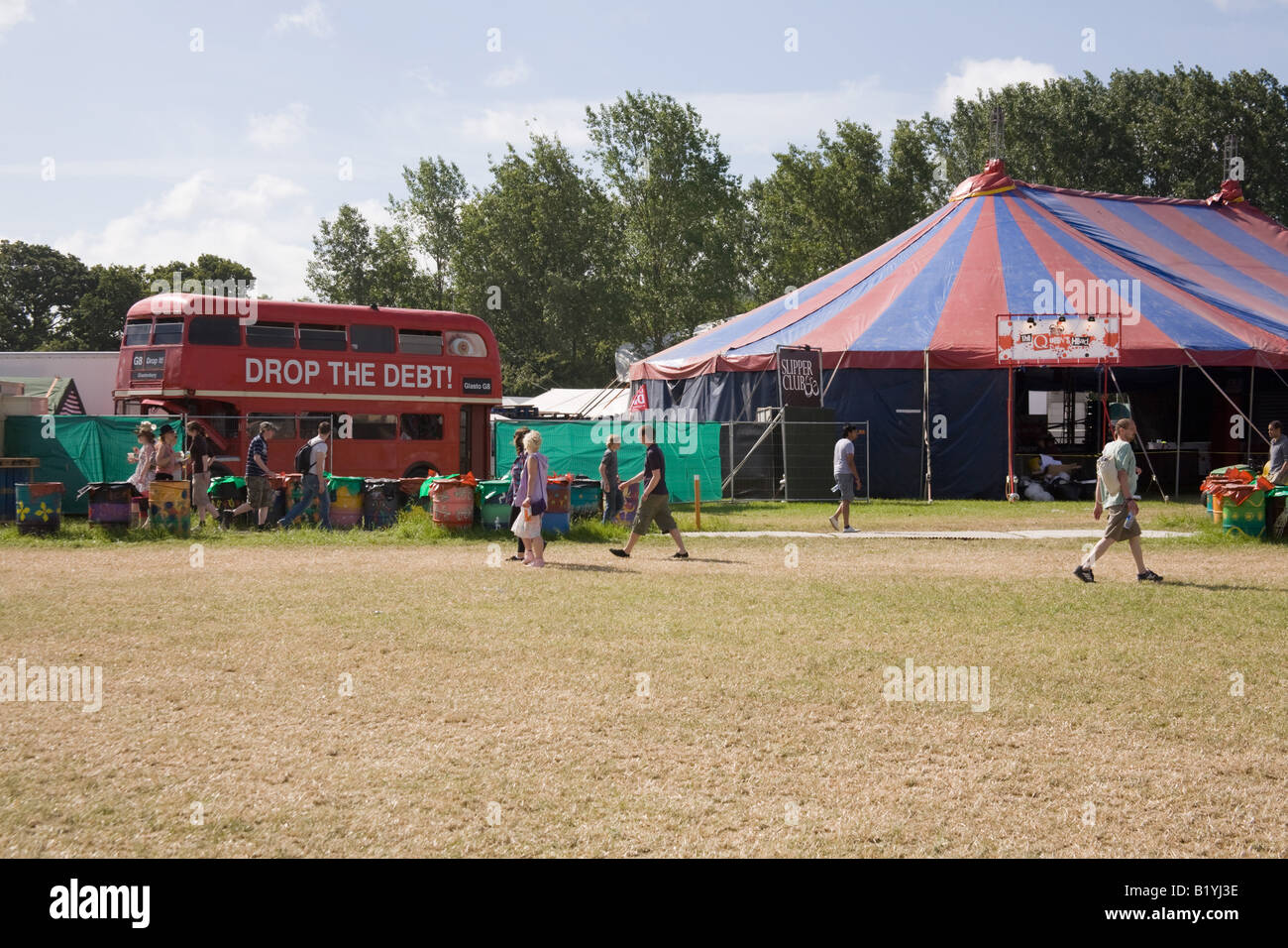 Drop the debt double decker bus at Glastonbury 2008 Stock Photo - Alamy